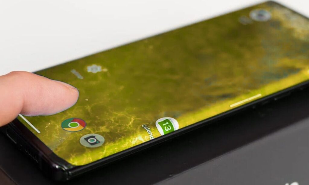 Top 5 Smartphones with Curved Displays High-end styles under 20,000 ...