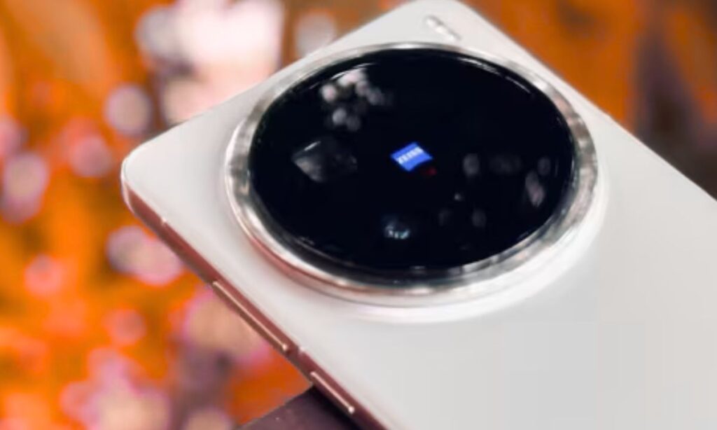 Vivo X300 5G phone with 200MP camera is discounted by ₹7600. Don't miss ...